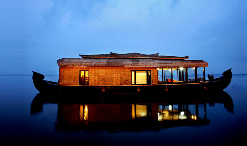 Casa Barca Kerala India - Indostán Viajes